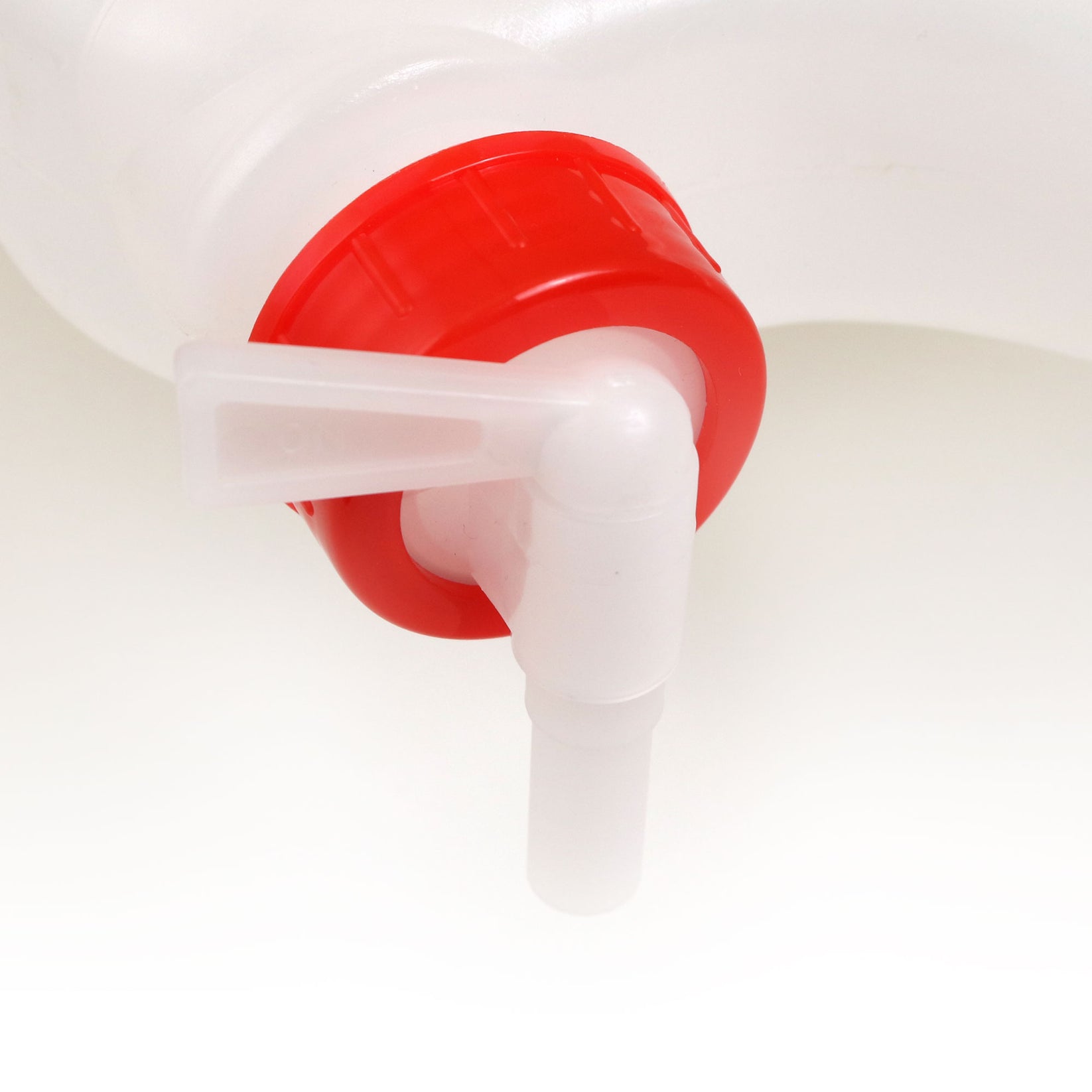 Expandable Water Carrier – Coghlan's