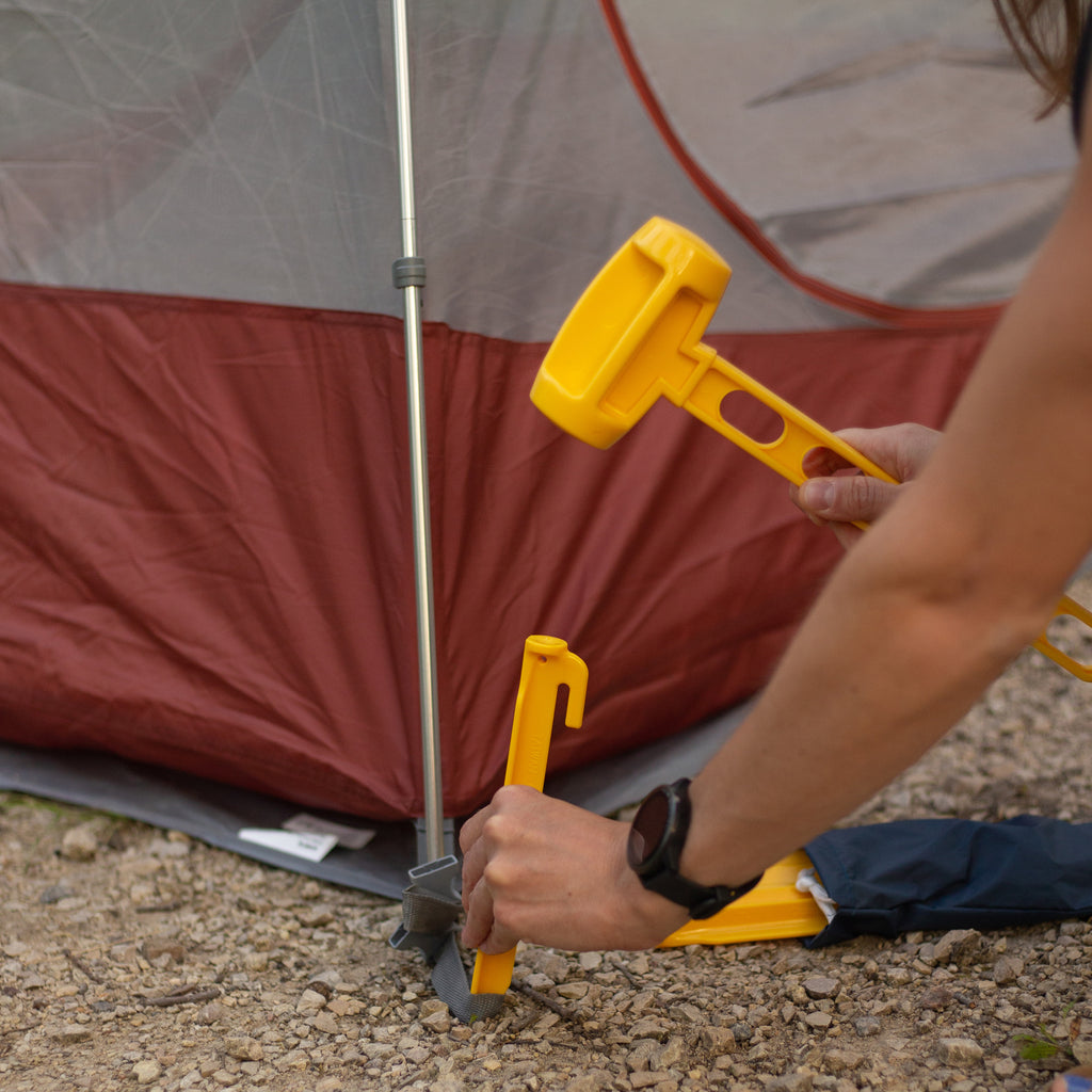 Coghlan's Guide to Choosing Tent Pegs